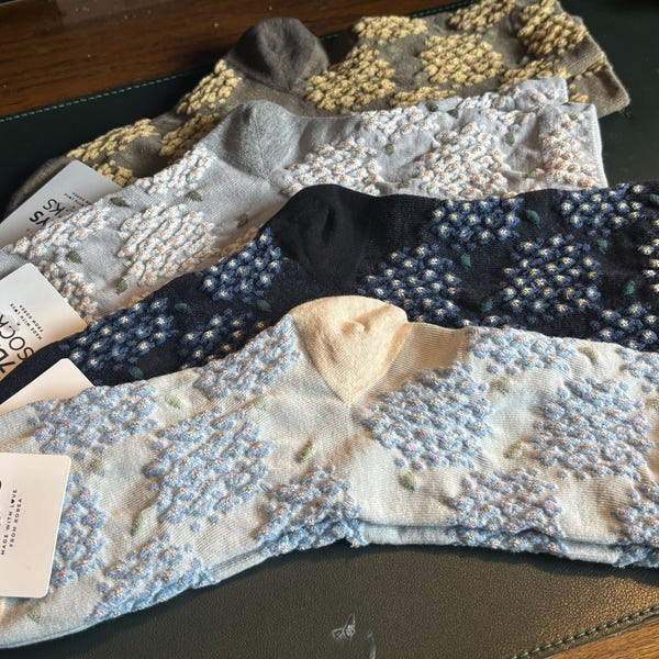 7DAYSSOCKS Women's Crew American Flag Socks - 2 Pair Set W/ Gift Bag ...