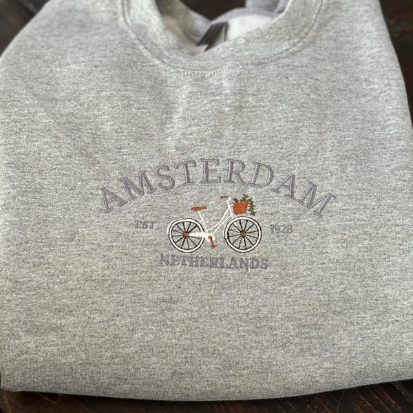 Vintage Amsterdam Embroidered Sweatshirt, Netherlands Crewneck ...
