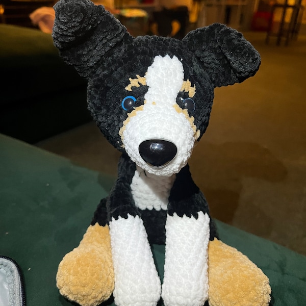 Aussie Puppies Crochet Pattern: Australian Shepherd, Dog Bed, Bone ...