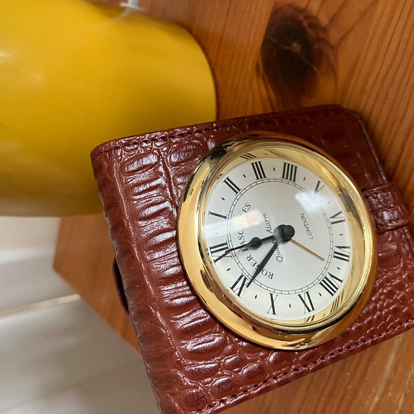 Vintage Roger Lascelles Floral Clock in Pastel Blue Decorative Clocks ...