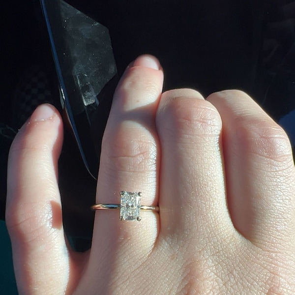 Radiant Cut 1 Carat D Color VVS1 Clarity IGI Certified Elongated ...