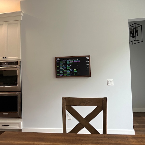 32in QHD Smart Calendar / Smart Wall Display / Photo Viewer - Etsy