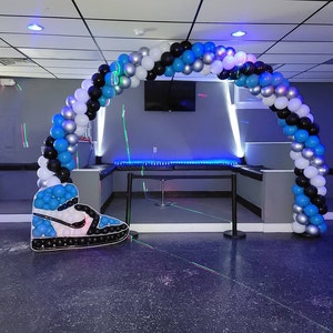 Sneaker From Balloons Shoe Mosaic From Balloons Decor Ideas - Etsy ...