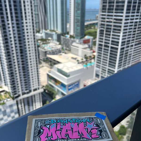 Custom Graffiti Spray Paint Can Name Letters Lettering Character Theme ...