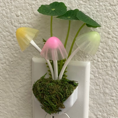 Magical Mushroom LED Night Light Color Changing Portable Enchanted ...
