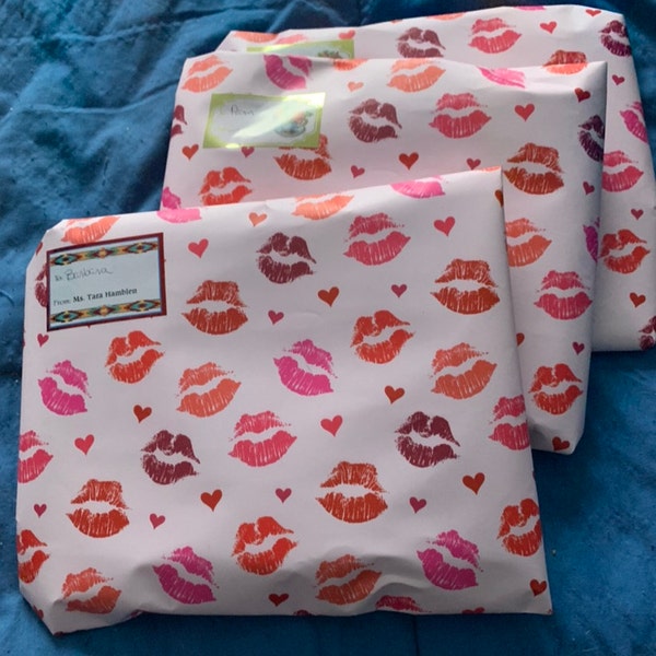 Kisses Gift Wrap, Valentine Wrapping Paper, Flat Sheet Paper ...