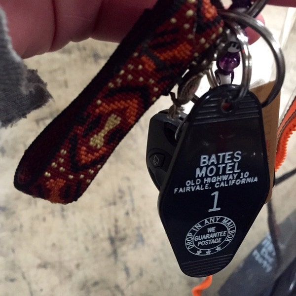 On SALE! PSYCHO BATES Motel Room 1 Keychain, Key Fob Horror Movie Prop ...