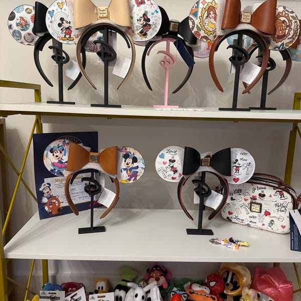 Disney Ears Stand Deluxe - Display Disney Design Disneyland - Etsy