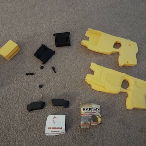 Total Recall Claridge Hi-tec S9 Goncz GA Pistol Gun Prop - Etsy