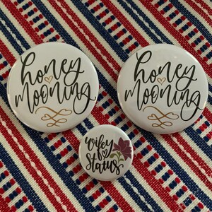 Just Married Newlywed Pins for Honeymoon Buttons Set of 2 | Etsy