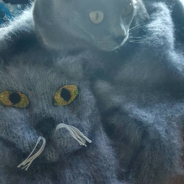 Knitted Scarf Russian Blue Cat. Fuzzy Soft Grey Cat Scarf With Emerald ...