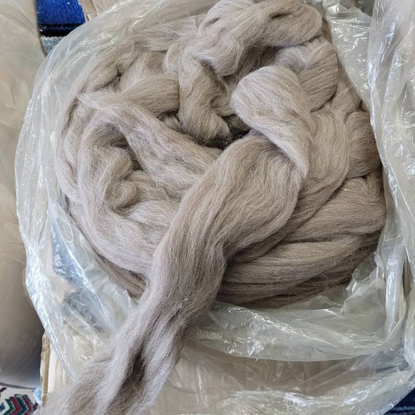 22 Lb Wholesale Wool Roving, Natural Un Dyed White Wool Top Fiber ...