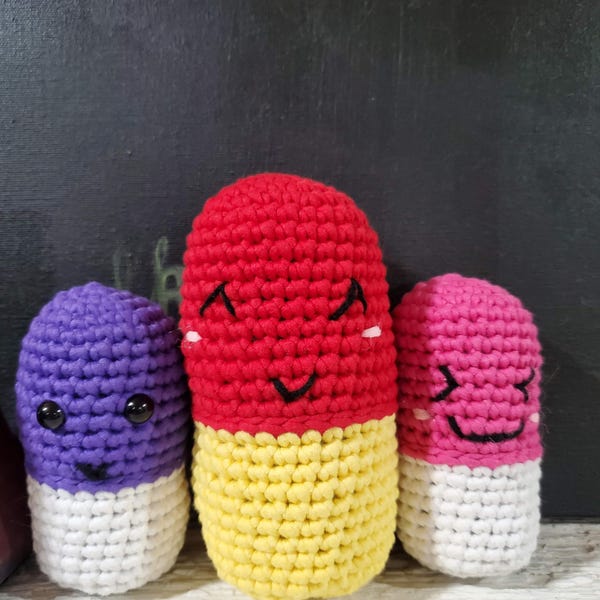 Amigurumi Pills Crochet Pattern, 4 Pill Sizes in 1 Crochet Pattern ...