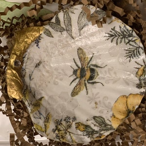 Gift Ideas for Queen Bee Lovers Gift Ideas for Valentine - Etsy