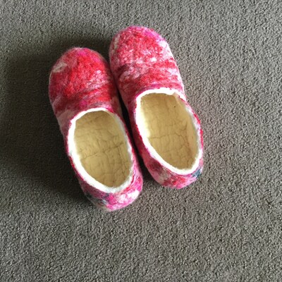 Felted Wool Slipper Tutorial How to Make a Pair of Wool Felted Slippers ...