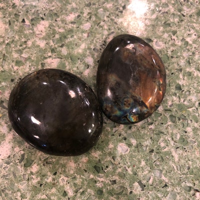 Spectrolite Palm / Spectrolite / Labradorite Crystal / Labradorite Palm ...