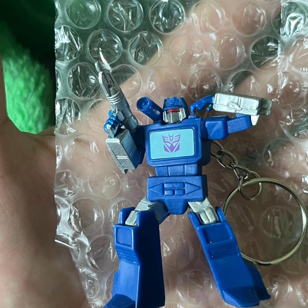 Transformers Keychain *choose One* Optimus Prime, Soundwave, Bumblebee ...