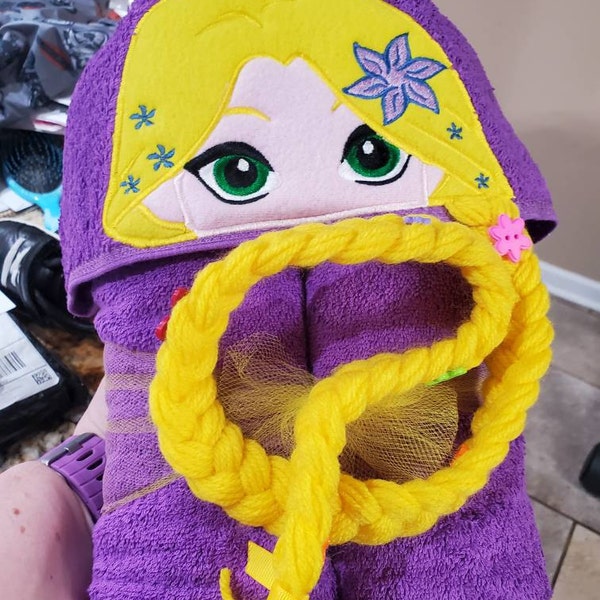 Custom Kids Hooded Towels/ Personalized Beach Towels/ Character Hooded ...