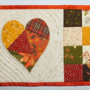 Vintage Heart Mug Rug Pattern Featuring Foundation Paper Piecing ...