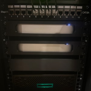 Ubiquiti Unifi Switch 8 150W Center Rack Mount - Etsy