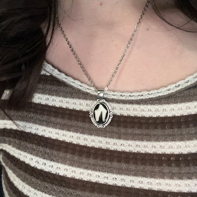 Cameo Tooth Necklace Real Bone Jewelry Baroque Gothic Taxidermy Vulture ...