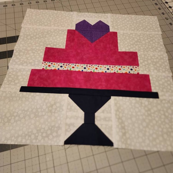 Ponder Pieces Quilt Pattern: Fat Quarter Quilt - Etsy