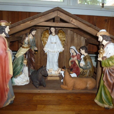 Ready to Ship,large Traditional Log Nativity Stable, 18 1/2x 15x 13 1/4 ...