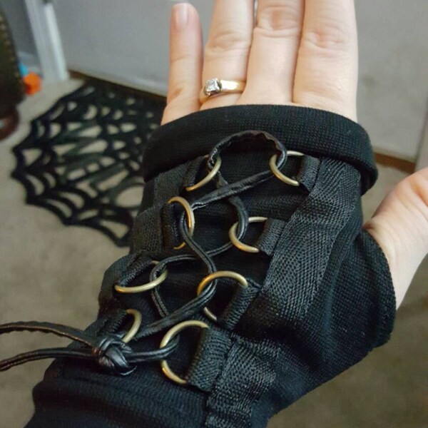 Black Short Fingerless Gloves - Corset Hand Short Warmers Short Black ...
