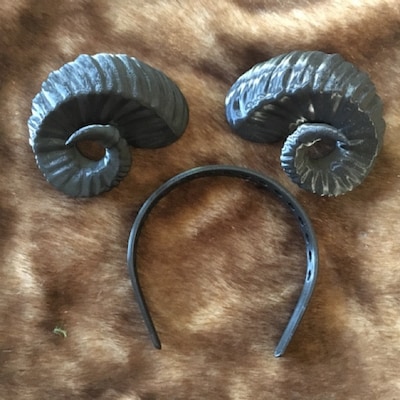 Small Curled Jester Style Horns - Etsy