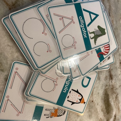 Alphabet Tracing Cards: Animals Themed Alphabet Flashcards for Home ...