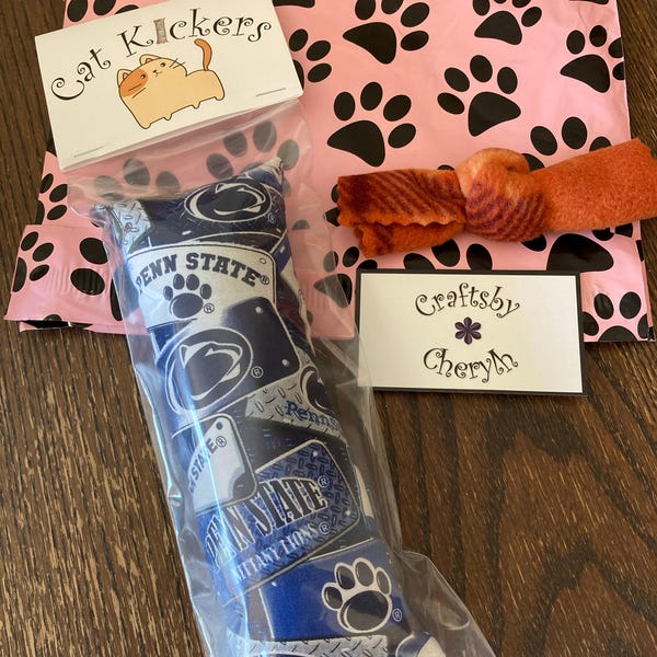 New York Giants Themed 8 Inch Cat Kickers Cat Toy Made With or Without ...