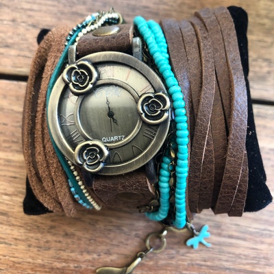 Women's Leather Wristwatch, Vintage Looking Watch With Roman Numerals ...