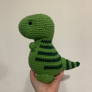 Crochet Pattern: Timothy the T-rex - Etsy