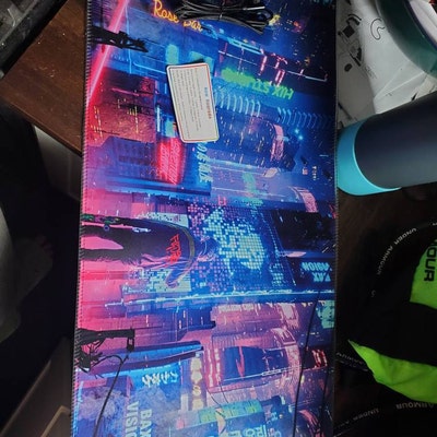 Cute Graffiti Gaming Desk Mat, RGB Gaming XXL Mousepad, Gaming Desk ...