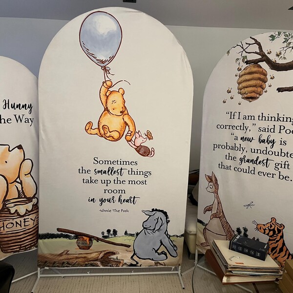 Arched Winnie the Pooh Banner, Arched Chiara Winnie the Pooh Banner ...