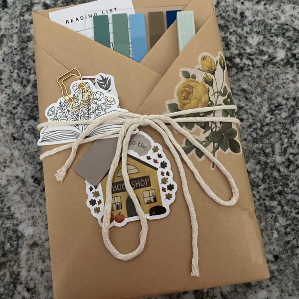 Blind Date With a Book, Mystery Book, Surprise Book, Book Lover Gift ...