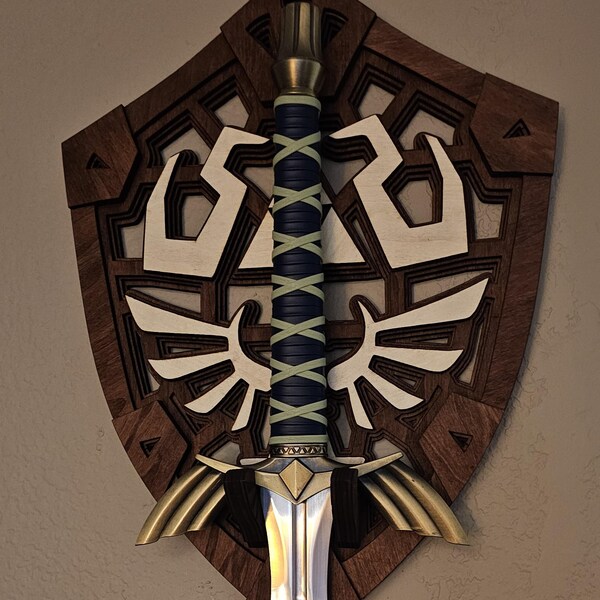 Wooden Wall Mount for Hand and a Half Sword, LARP, COSPLAY, ATREZZO ...