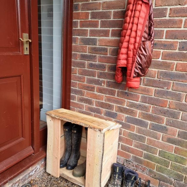 Natural Rustic Wooden Wood Tall Shoe Shed Shelter Boot Trainer Storage ...