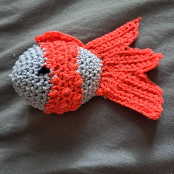 Mosaic Goldfish Crochet Pattern · Fish Amigurumi Tutorial Keychain ...