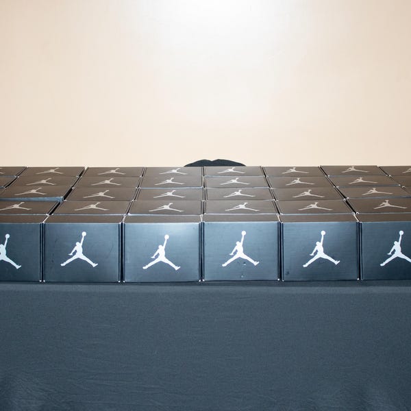Airman 3D Number 2023, Sneaker Head Party Decor, Jumpman 3D Numbers ...