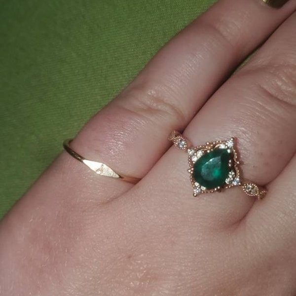 Custom Thick Floral Ring, Birth Flower Ring , Personalize Flower Band ...