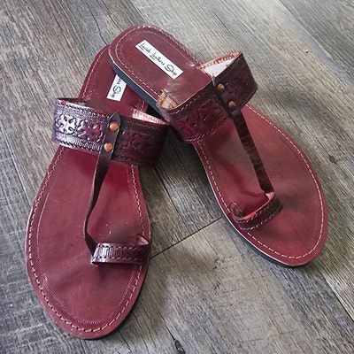 Women Leather Handmade Flats Women Kolhapuri Chappal Kolhapuri Slippers ...