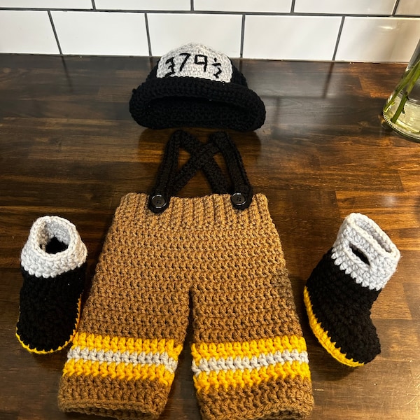 CROCHET PATTERN Baby Fireman Outfit, 0-12 Months Pattern Sizes, Baby ...