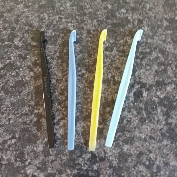 Tupperware 1515 Pack N Carry 1322 Mini Pack N Carry Handle Replacement ...