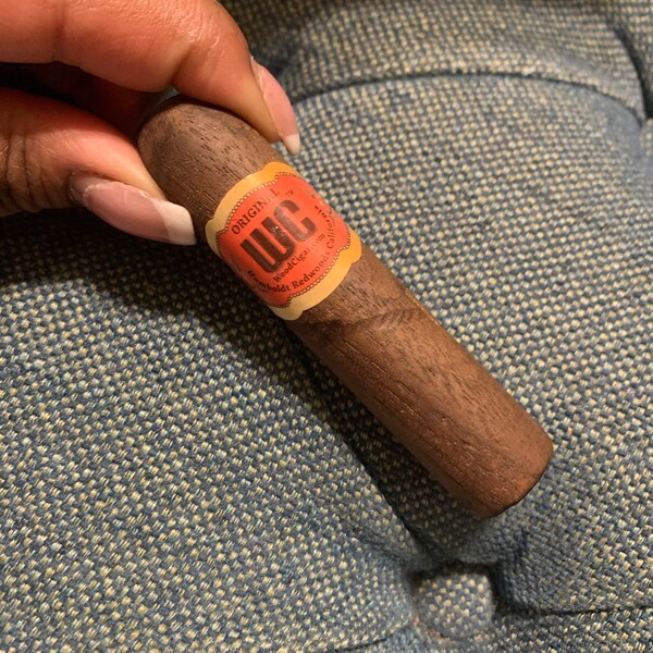 Cigar Pipe™ - Oak Stogie Pipe - Original. Organic. Natural. Tobacco ...