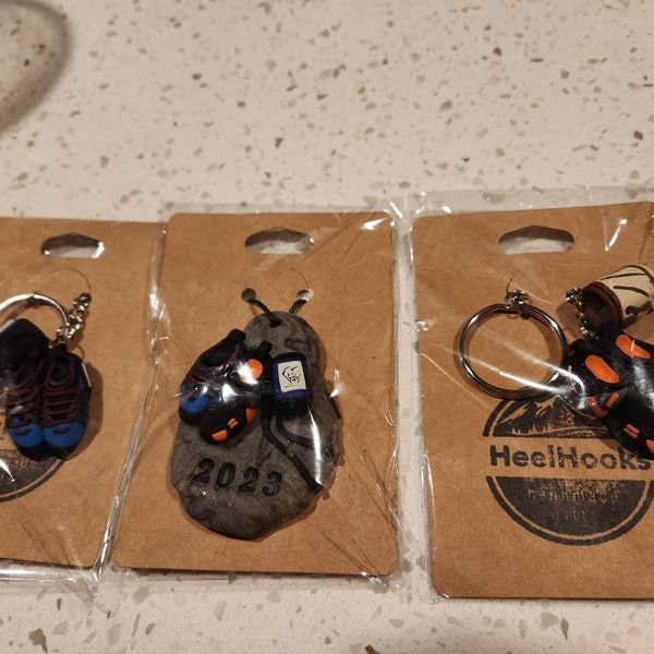 Custom Handmade Rock Climbing Shoe Keychain Personalized Climbing Gift ...