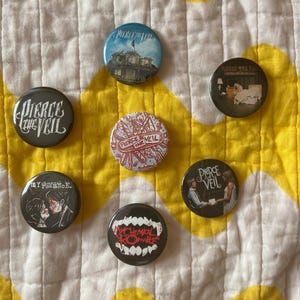Weezer 1 1/2 Pinback Buttons custom Made - Etsy