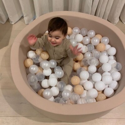 Beige Ball-pit Round 200 Balls Included Baby Foam Round Ball Pit, Ball ...