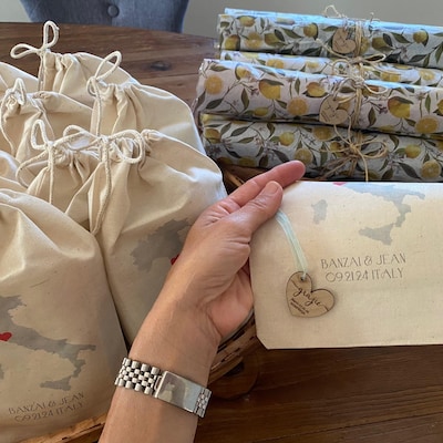 Las Vegas Hangover Kit Bags, Wedding Recovery Kit, Hen Party ...