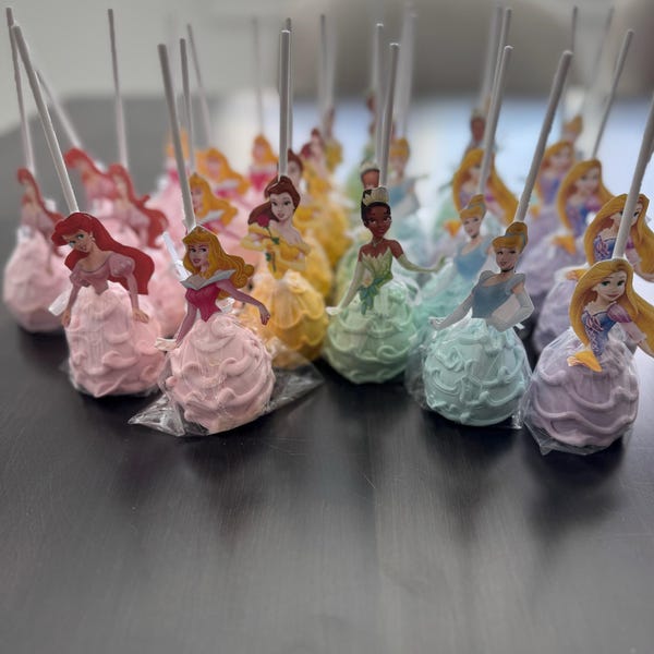12 Princess Cake Pops - Etsy